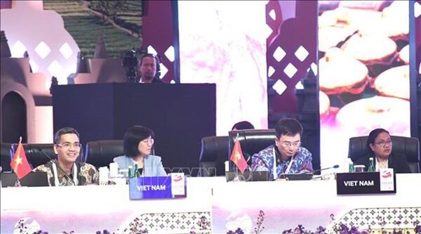 Vietnam Attends Asean Finance Ministers And Central Bank Governors Meeting