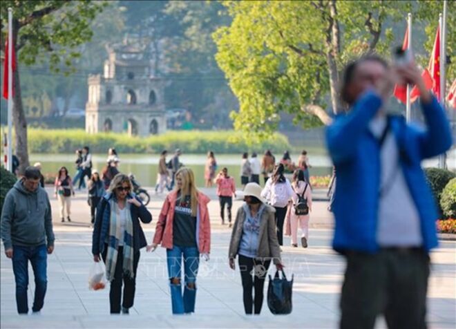 Hanoi unveils plan to attract foreign tourists this year