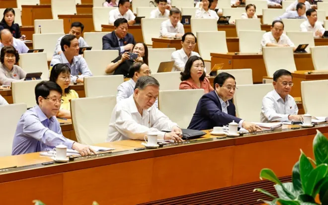 National Assembly adopts historic constitutional amendments