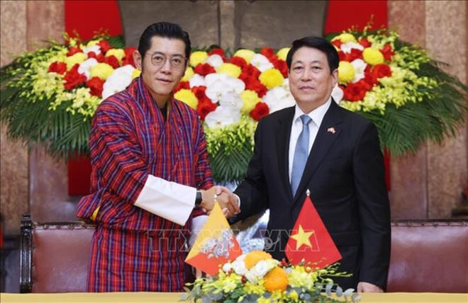 President holds talks with King of Bhutan