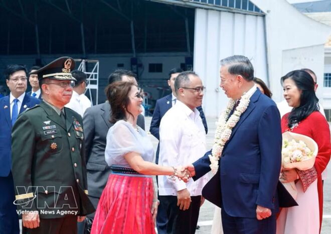 General Secretary and President To Lam arrives in Manila for state ...